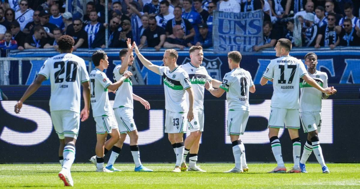 Später Sieg: Hannover hält Aufstiegstraum am Leben