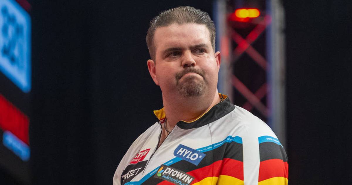 World Series Finals: Clemens verpasst 9-Darter und scheidet aus!